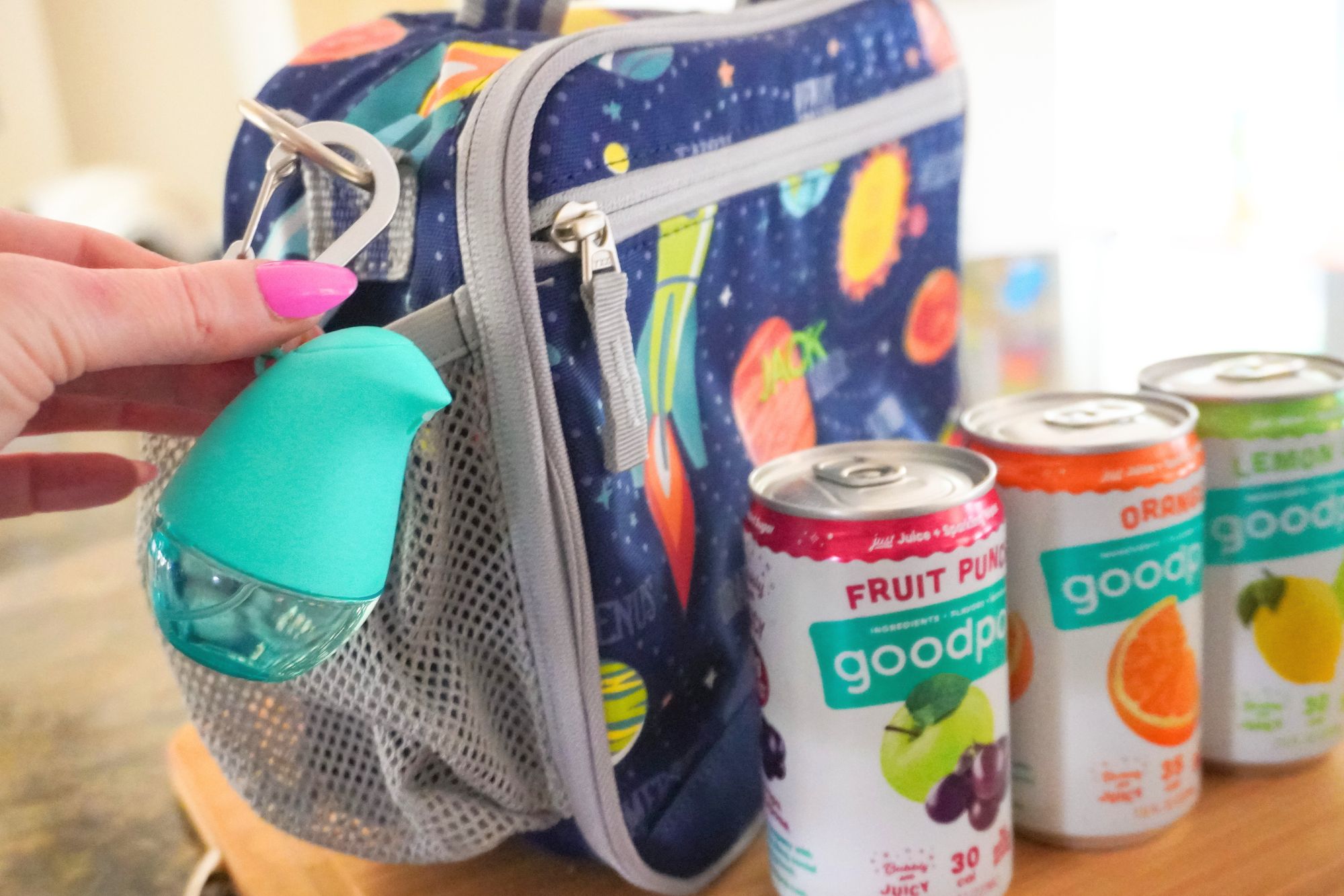 School Lunch Tips with GoodPop's Mini Cans - Bumps and Bottles